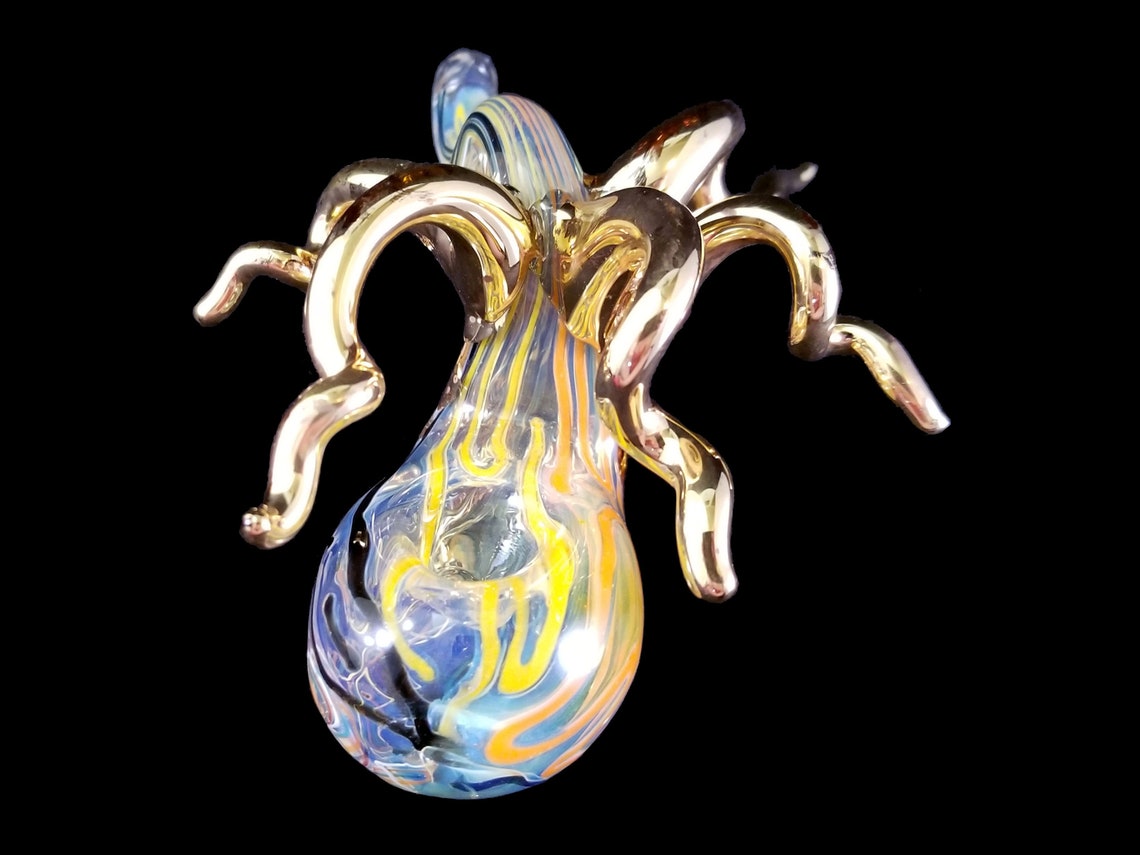 Hand Blown Glass Octopus Pipe. | Etsy