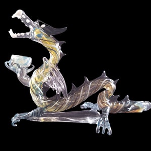 Hand Blown Glass Dragon Pipe With Wings. - Etsy
