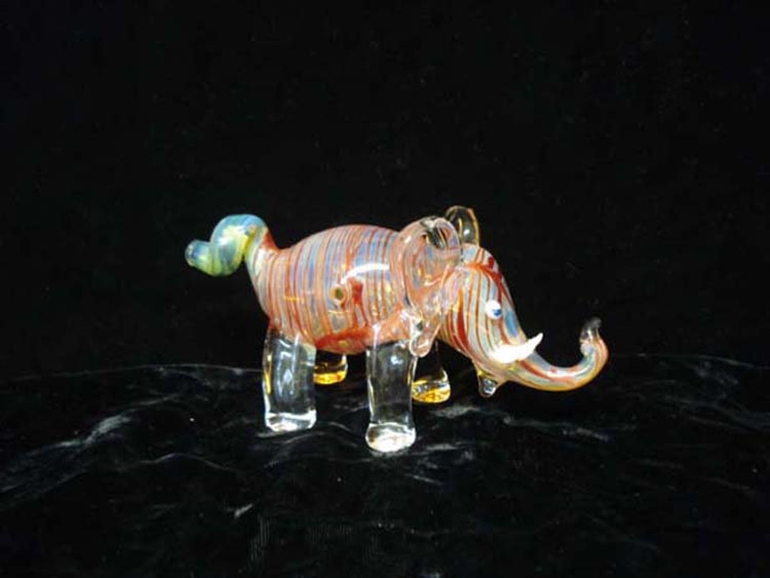 Hand Blown Glass Elephant Pipe. - Etsy