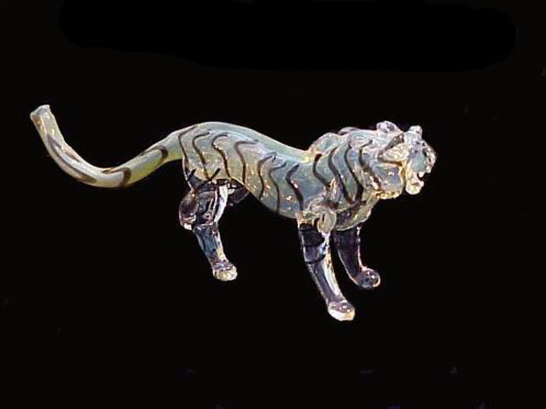 Hand Blown Glass Tiger Pipe. - Etsy