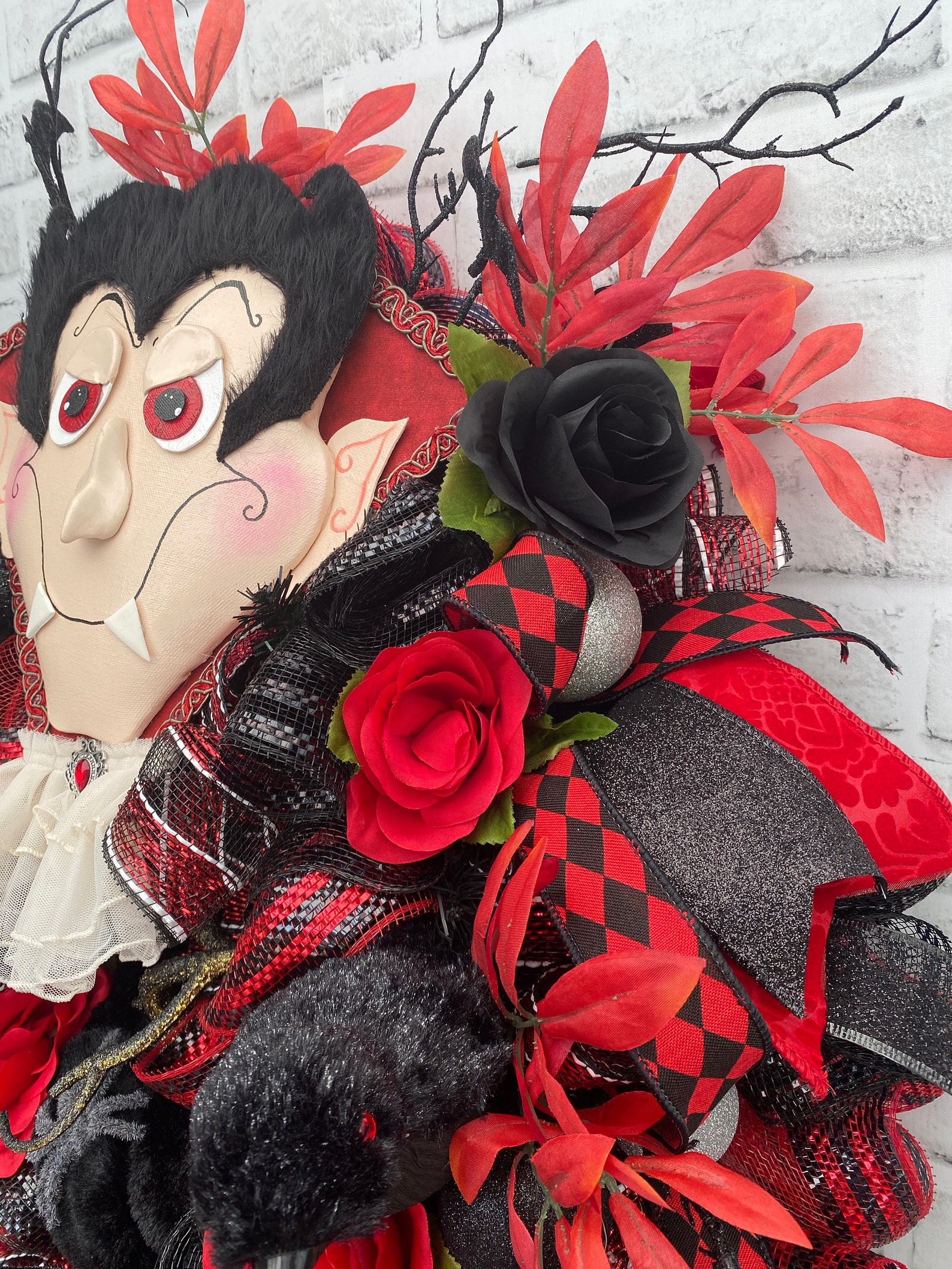 Dracula Wreath, Halloween Wreath, Halloween Door Decor, Front Door ...