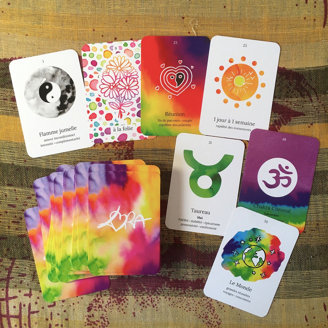 Aura Oracle - 70-card Deck of Sentimental Cards With Soul Ties ...