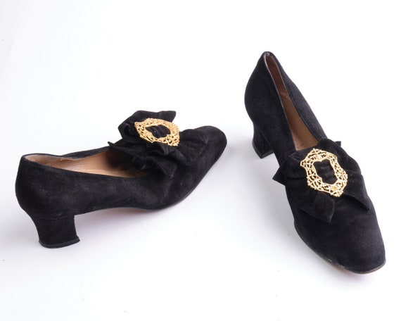 60s/70s Carvela block heel court shoe. 1970s evening… - Gem