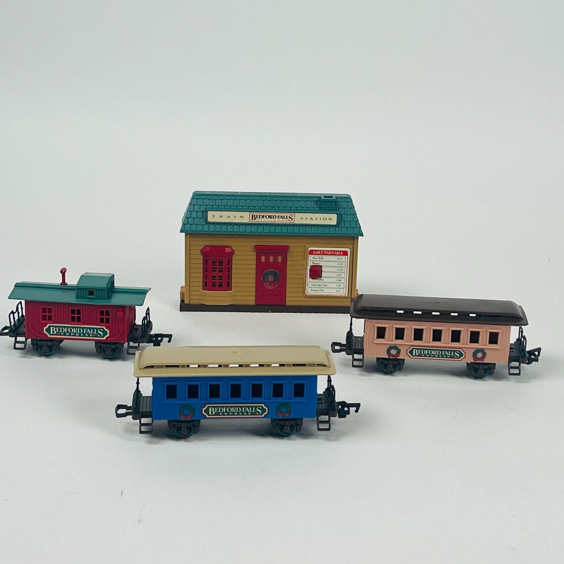 Bedford Falls Express Village Train Set With Station & 3 Train Cars NO ...