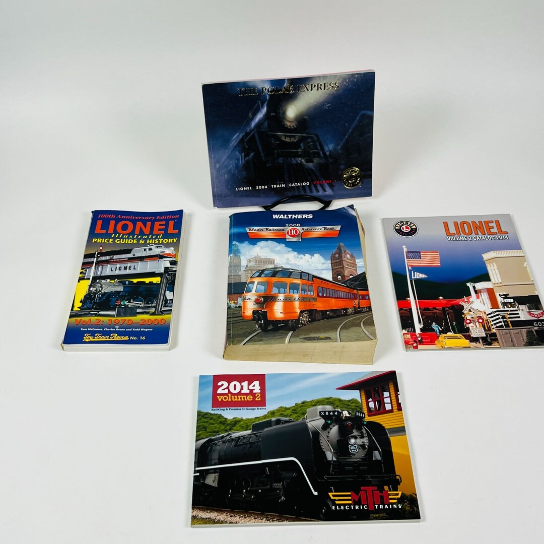 Variety of 5 Train Books Polar Express 04, Lionel 1970-200 & 2 Lionel ...
