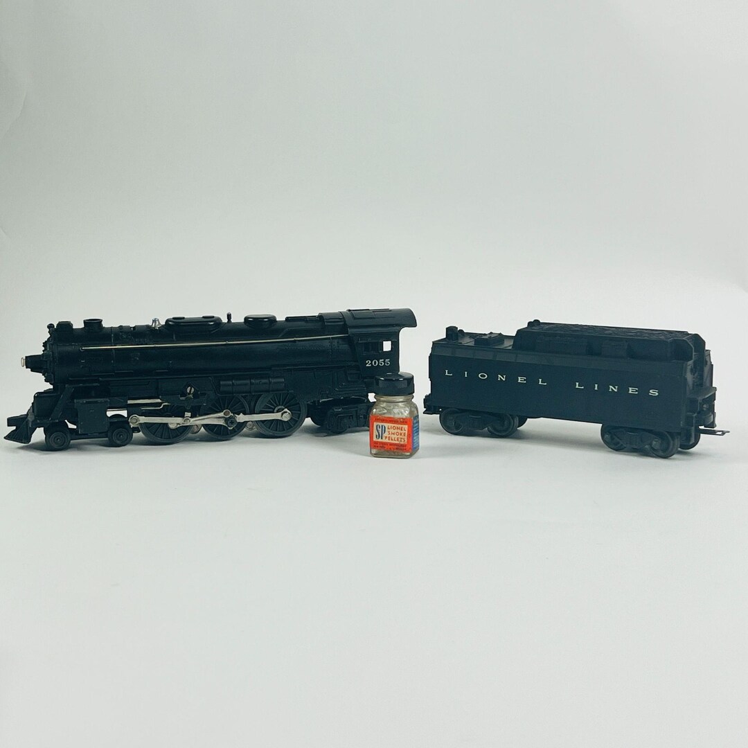 Vintage Lionel 2055 Steam Locomotive Train & Tender Set Smoke Tablets ...