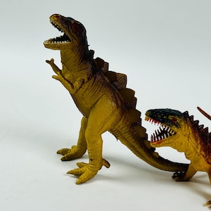 Vintage 1979 Imperial Dinosaurs T Rex & Lizard Prehistoric Pretend Play ...