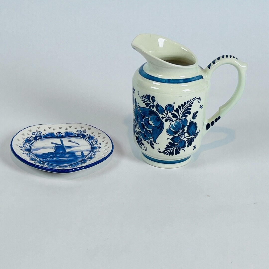 Blauw Delfts & Handpainted Holland Delft Blue 6 Pitcher and Holland ...