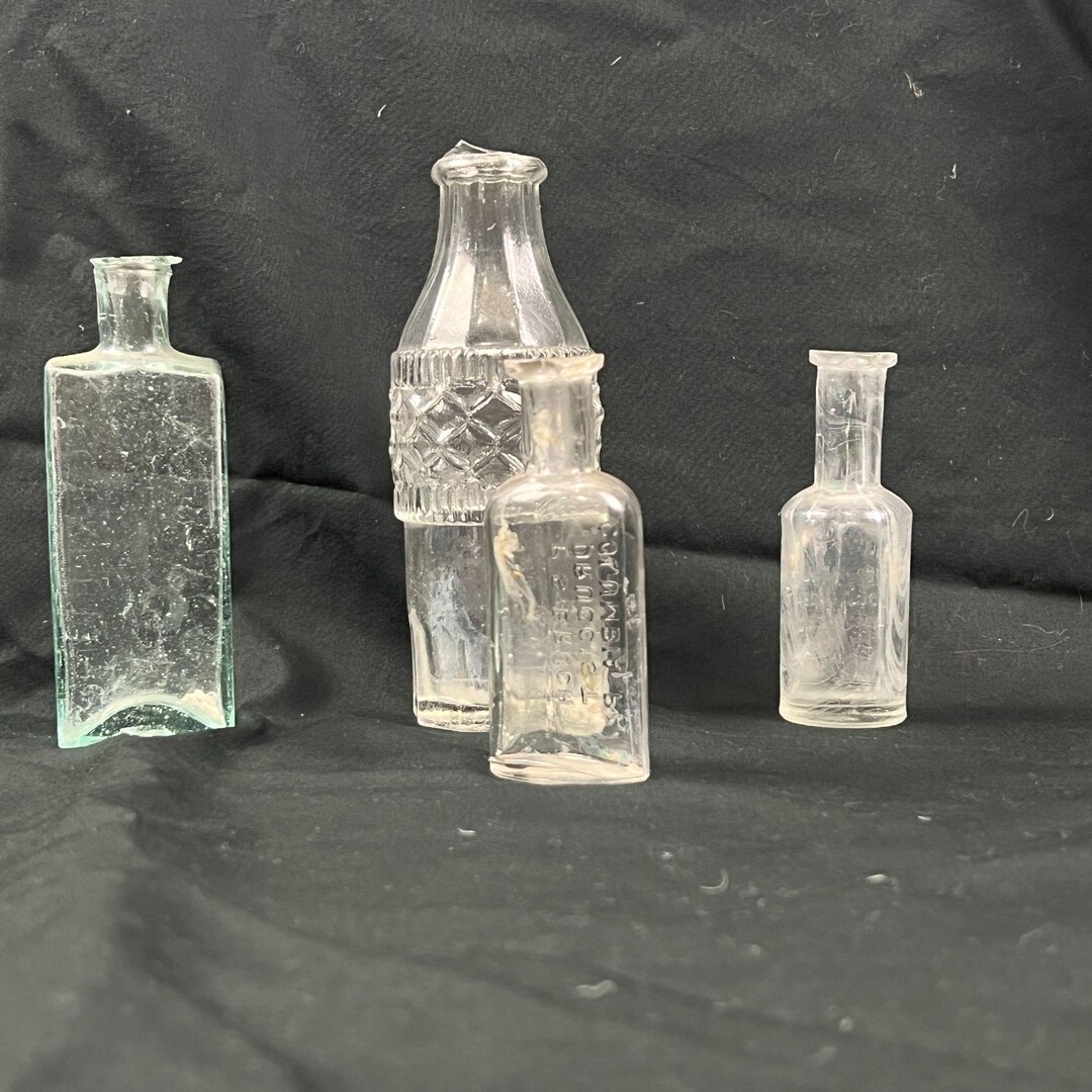 Vintage Apothecary & Hoyt's Cologne Bottle 4 Collectable Broken Glass ...