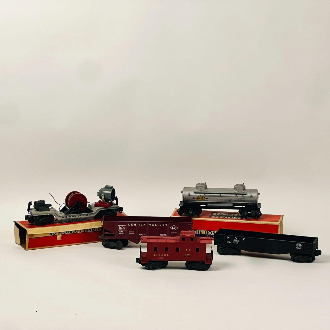 Vintage O Gauge Lionel 5 Train Cars Set Lehigh Valley, Sunoco,nyc ...