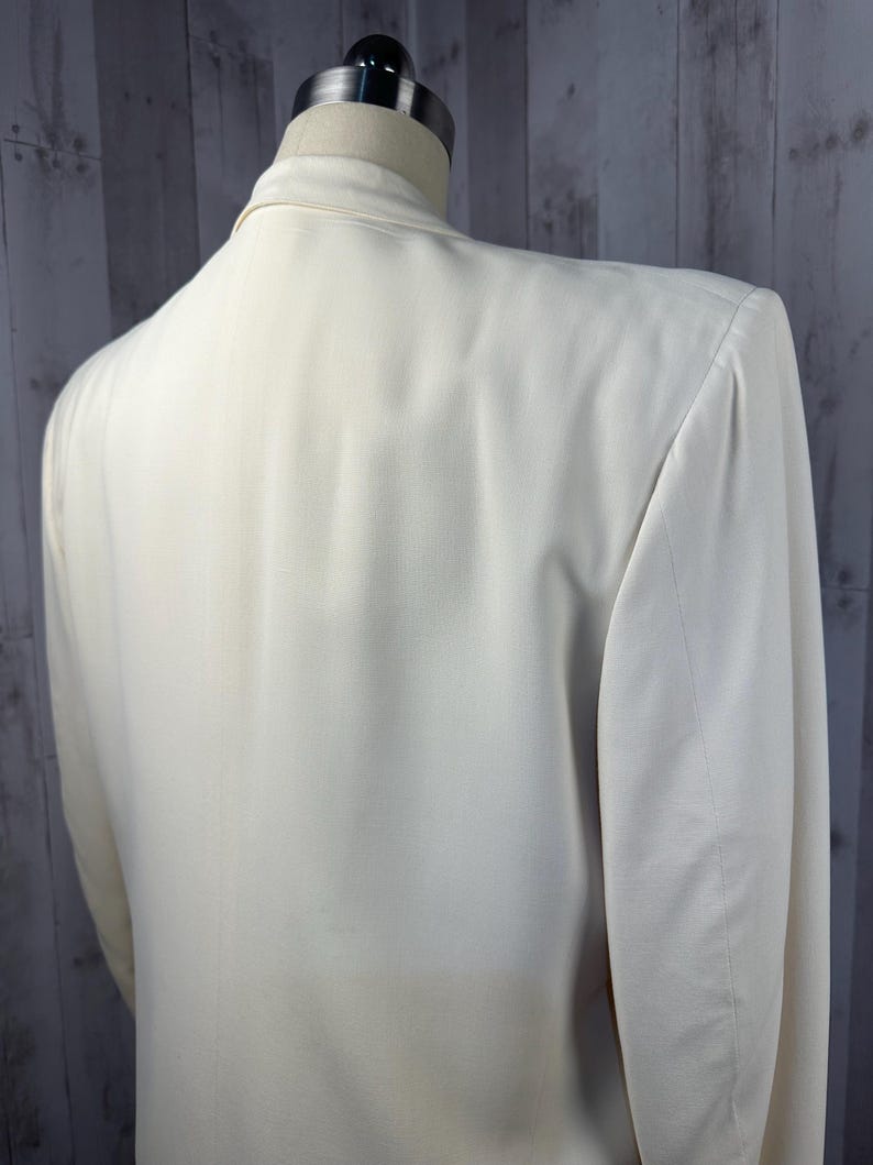 True Antique White Tuxedo Jacket Button Closure Pockets Unisex Mens ...
