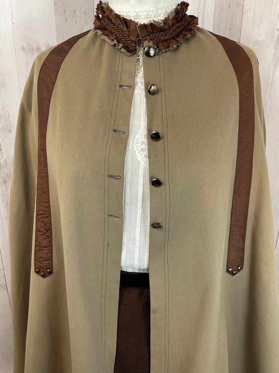 1900s Antique Cape/Cloak EDWARDIAN Wool Caplet Taupe … - Gem
