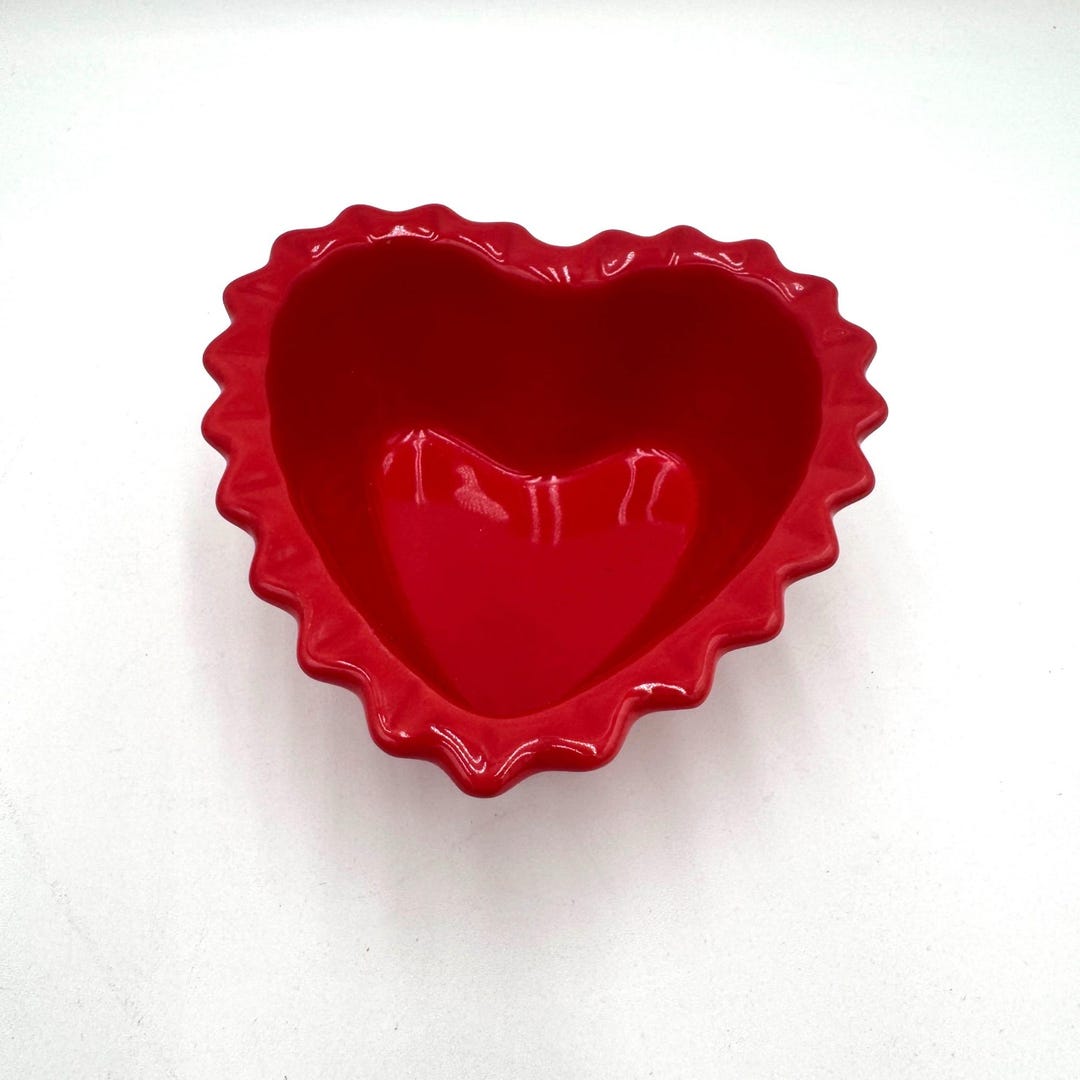 Chantal Heart Shaped Scalloped Baking Molds 1 1/4 Cup Three Pieces - Etsy