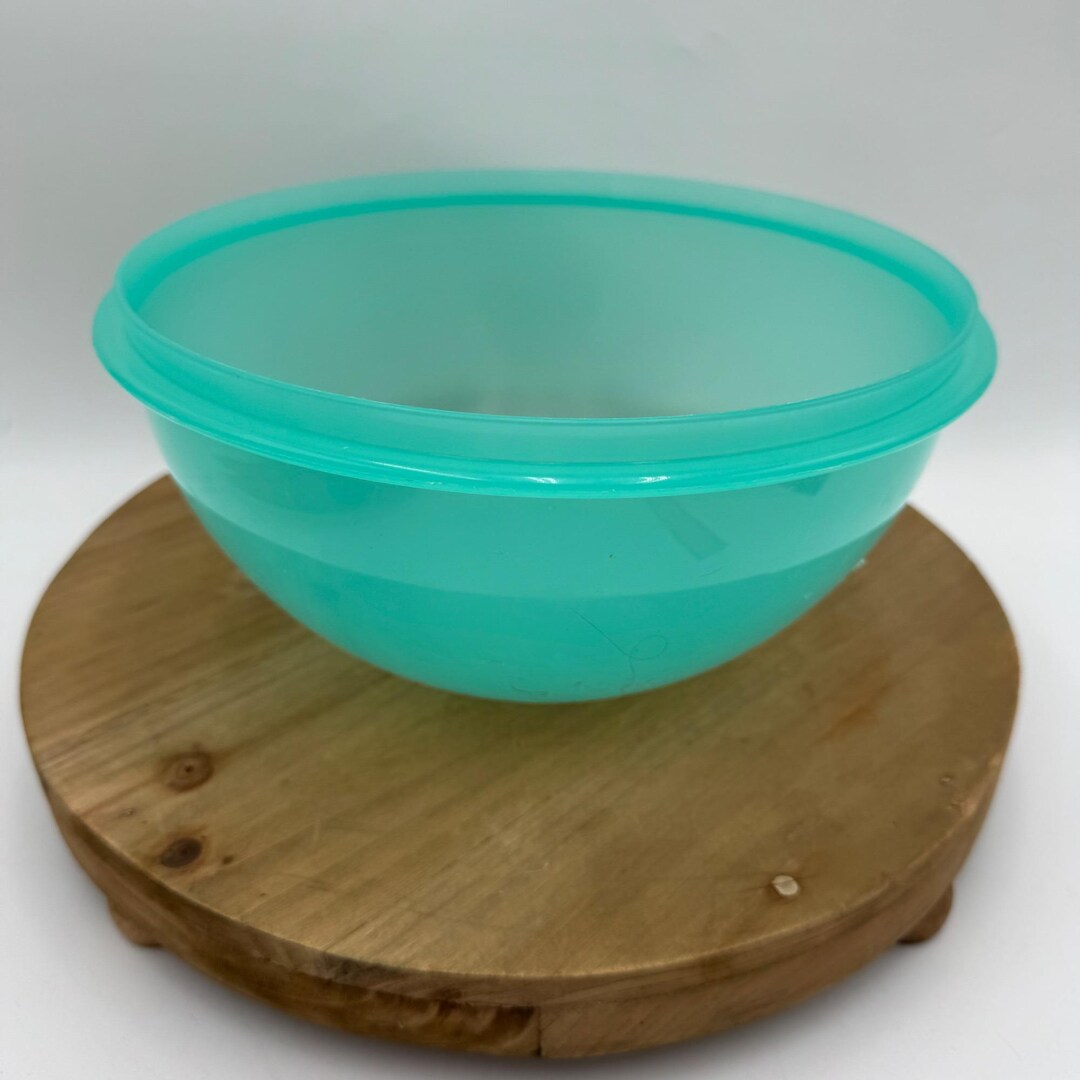 Vintage Tupperware Mixing Storage Bowl Wonderlier Bowl Turquoise Blue ...