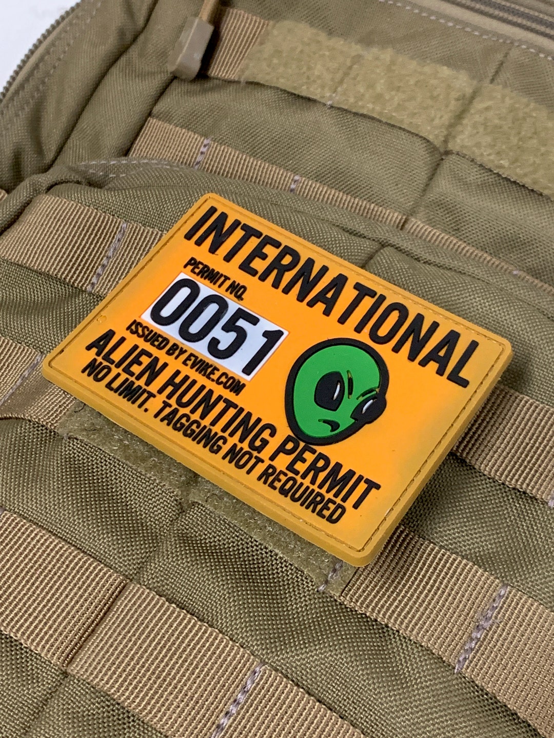 Alien Hunting Permit - (PVC) Morale Patch - Etsy