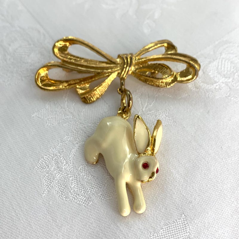 White Rabbit Brooch - Etsy