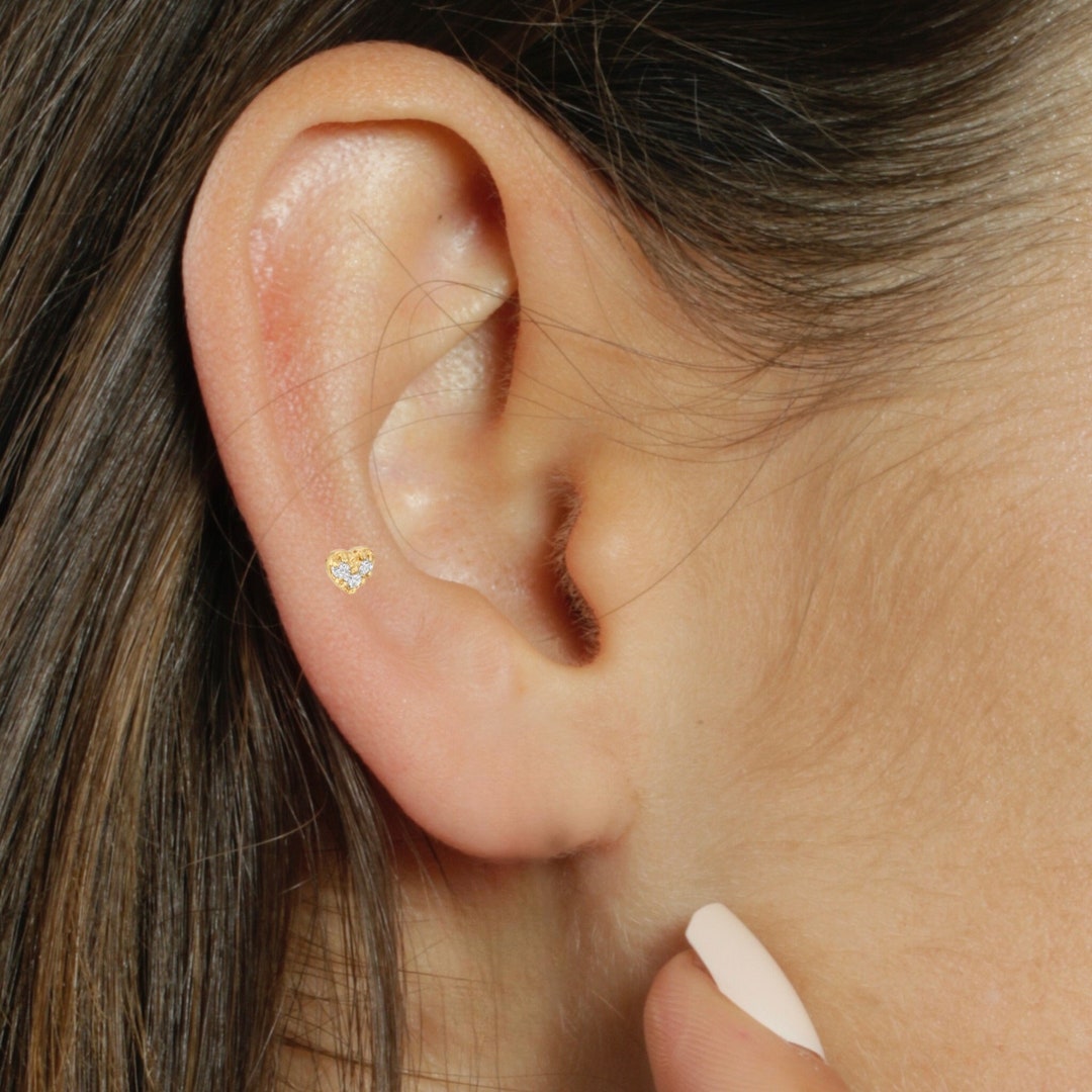 Diamond Heart Stud Earring, Heart Conch Stud, 14k Gold Heart - Etsy