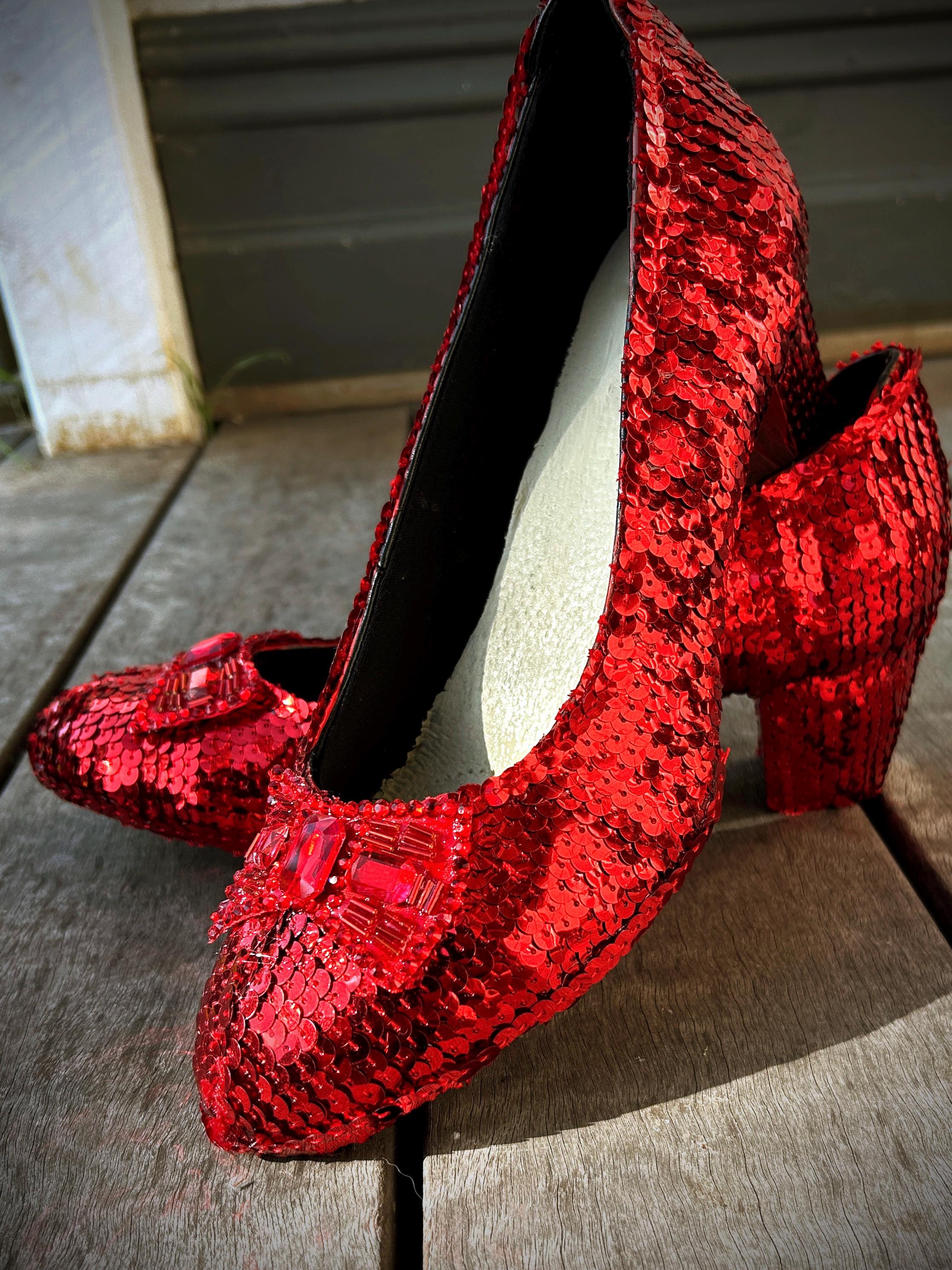 Ruby Slippers - Wizard of Oz (replicas) - Etsy