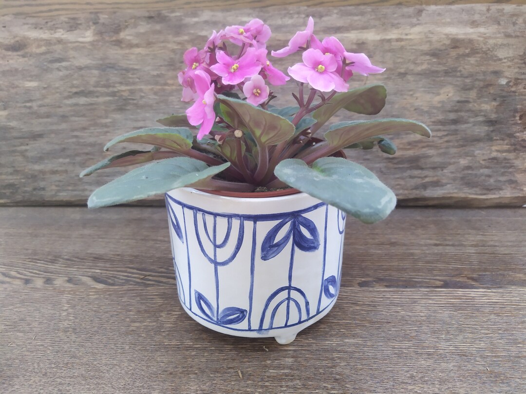 Delft Style Planter on Feet With Planter Decor. Ceramic Planter ...