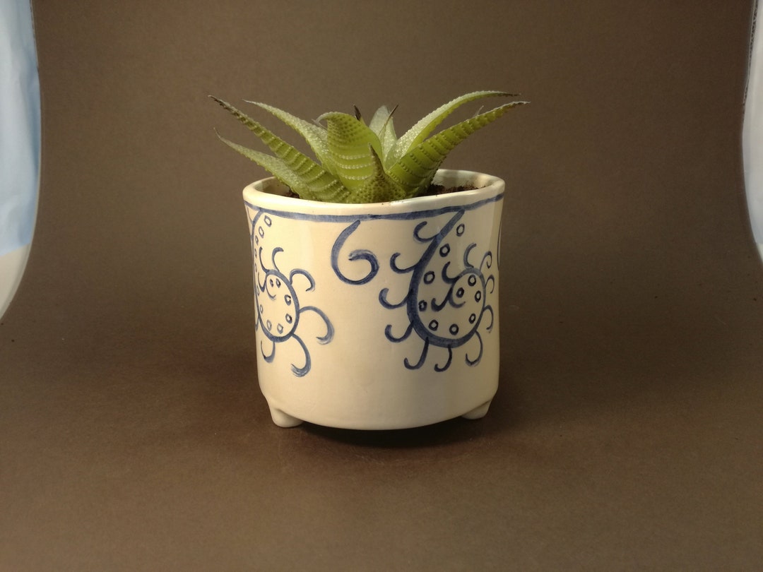 Handmade Ceramic Planter With Feet: White & Blue Spiral Design - Etsy