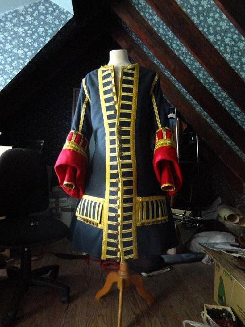 Costume of the 17th century era louis XIV | Etsy