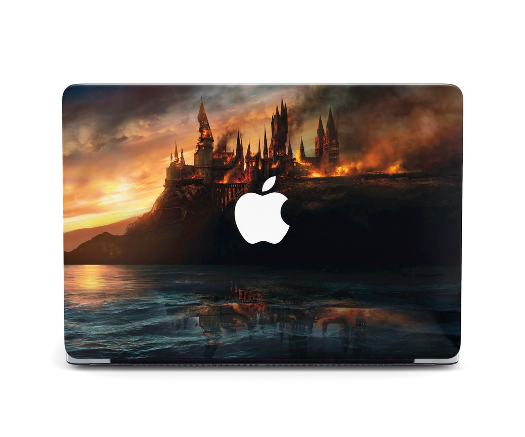 Castle on Fire MacBook Air M4 M2 Case Water Attack MacBook 14 Hard Case ...
