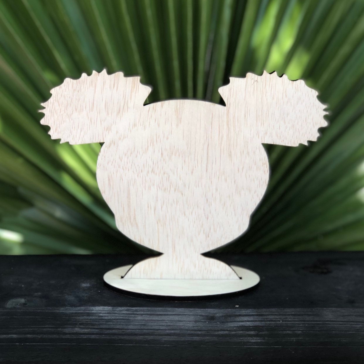 Pigtail Display. Head Stand Girl Puff Pigtail Silhouette. Showcase ...