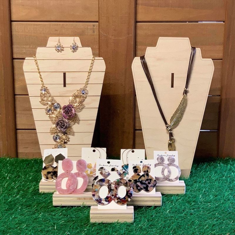 Earring Display - Etsy