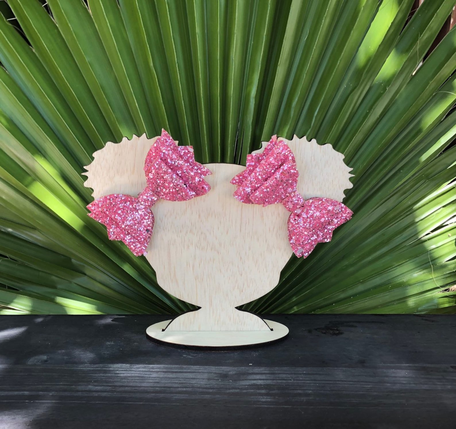 Pigtail Display. Head Stand Girl Puff Pigtail Silhouette. Showcase ...