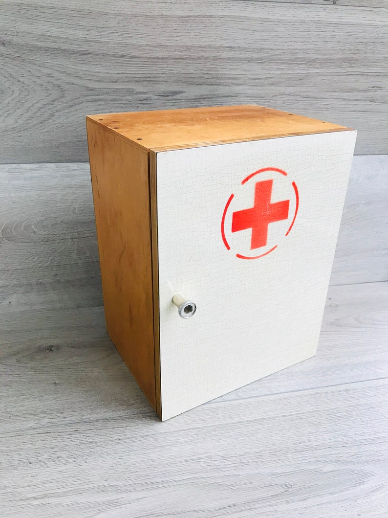 Medical box Medicine box Doctor case Vintage box with lid Box | Etsy