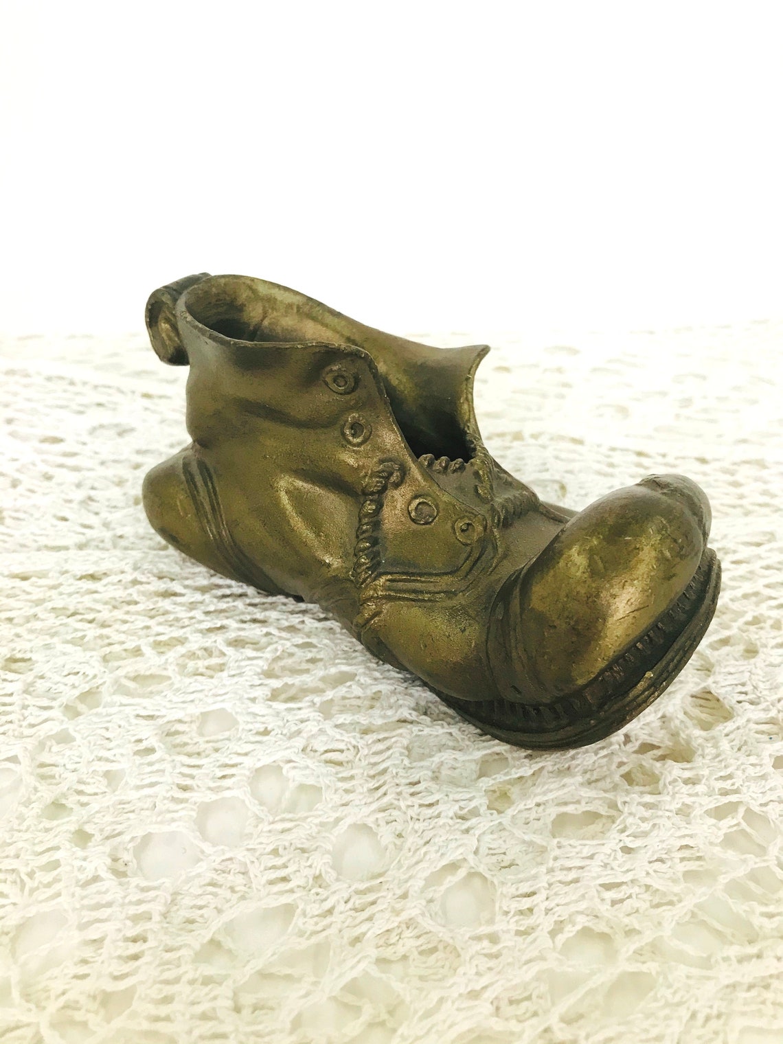 Ashtray boot shoe-shaped Smoker Ashes Cigarettes Cigar holder | Etsy