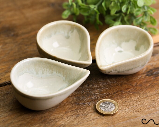 Classic Dipping Bowl - Etsy