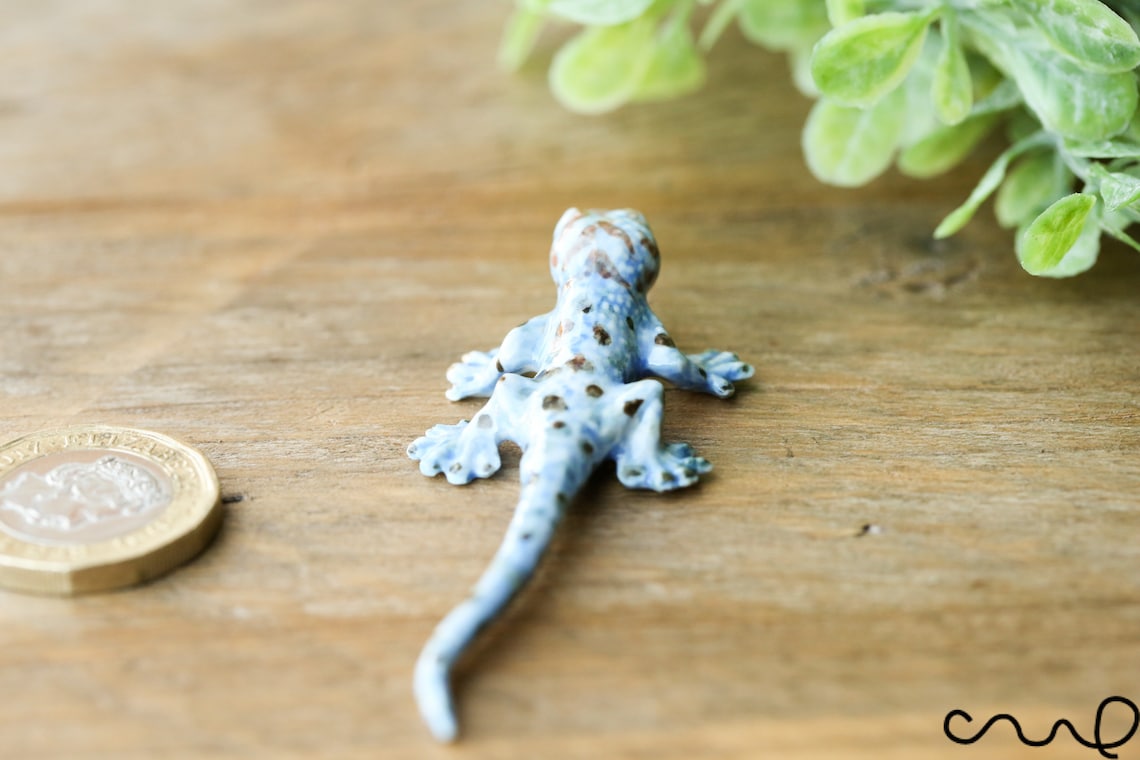 Blue Ceramic Lizard Animal Figurine Pottery Ornament Collectable Gift ...