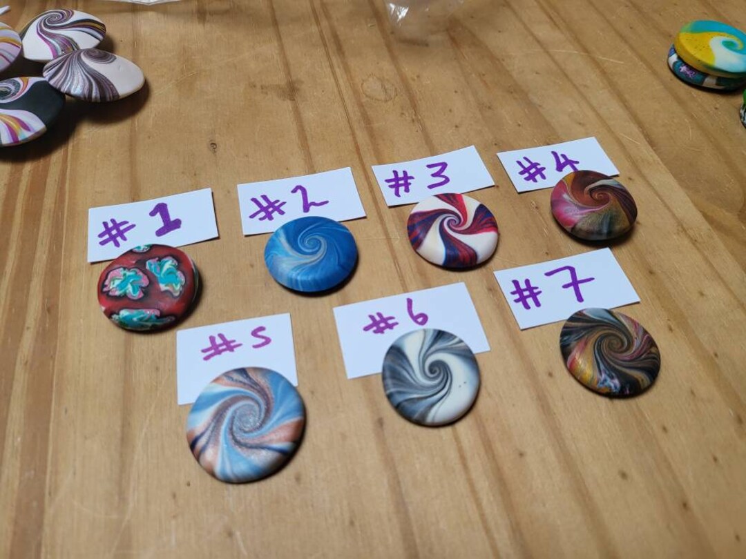 Fidget Pebbles, Anti Stress Sensory Toy, Worry Stone, Small and Subtle ...