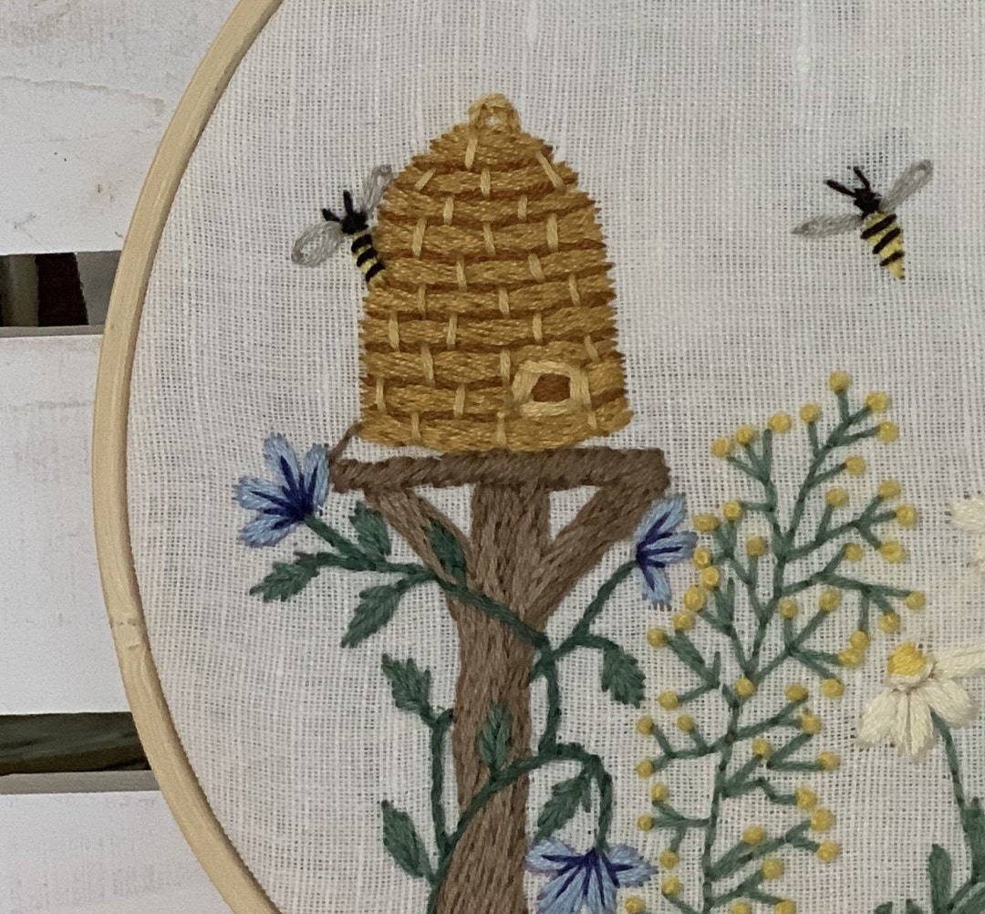 6 Honey Bee Embroidery Kit, Embroidered Wall Hanging, Beginners ...