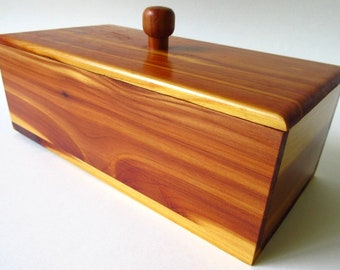 Small cedar box | Etsy