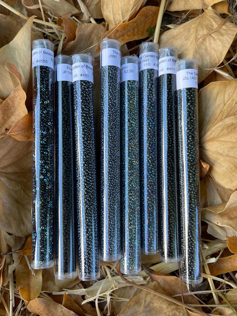 11/0 Ozzy Japanese Seed Bead Mini Pack, 8 Colors Included, 1 Ounce Tube ...