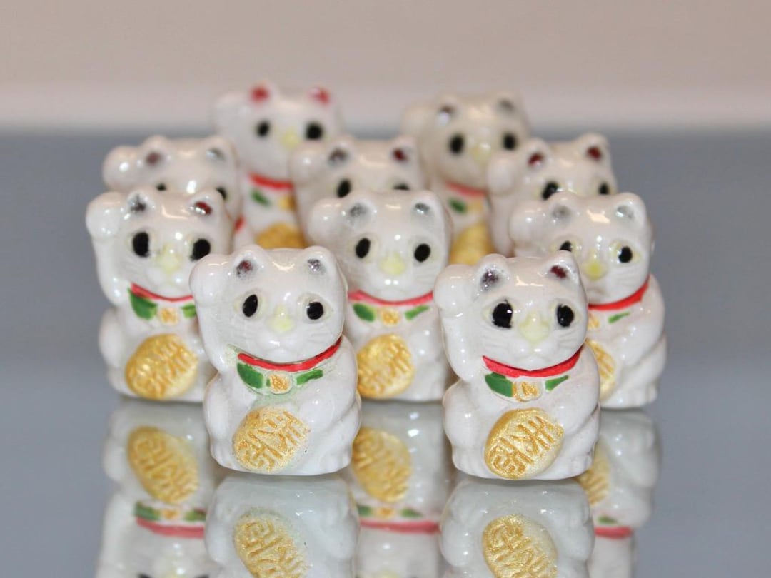 Hand Painted Maneki Neko Good Luck Kitty Beads, Peruvian Ceramic, 10 ...