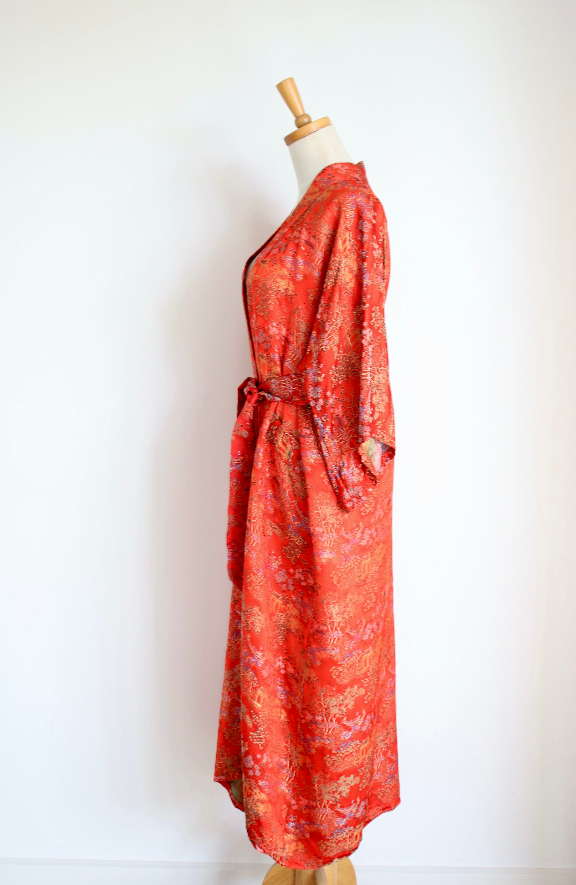 1970s Red Chinese Satin Robe. Red Chinese Kimono Embroidered - Etsy ...