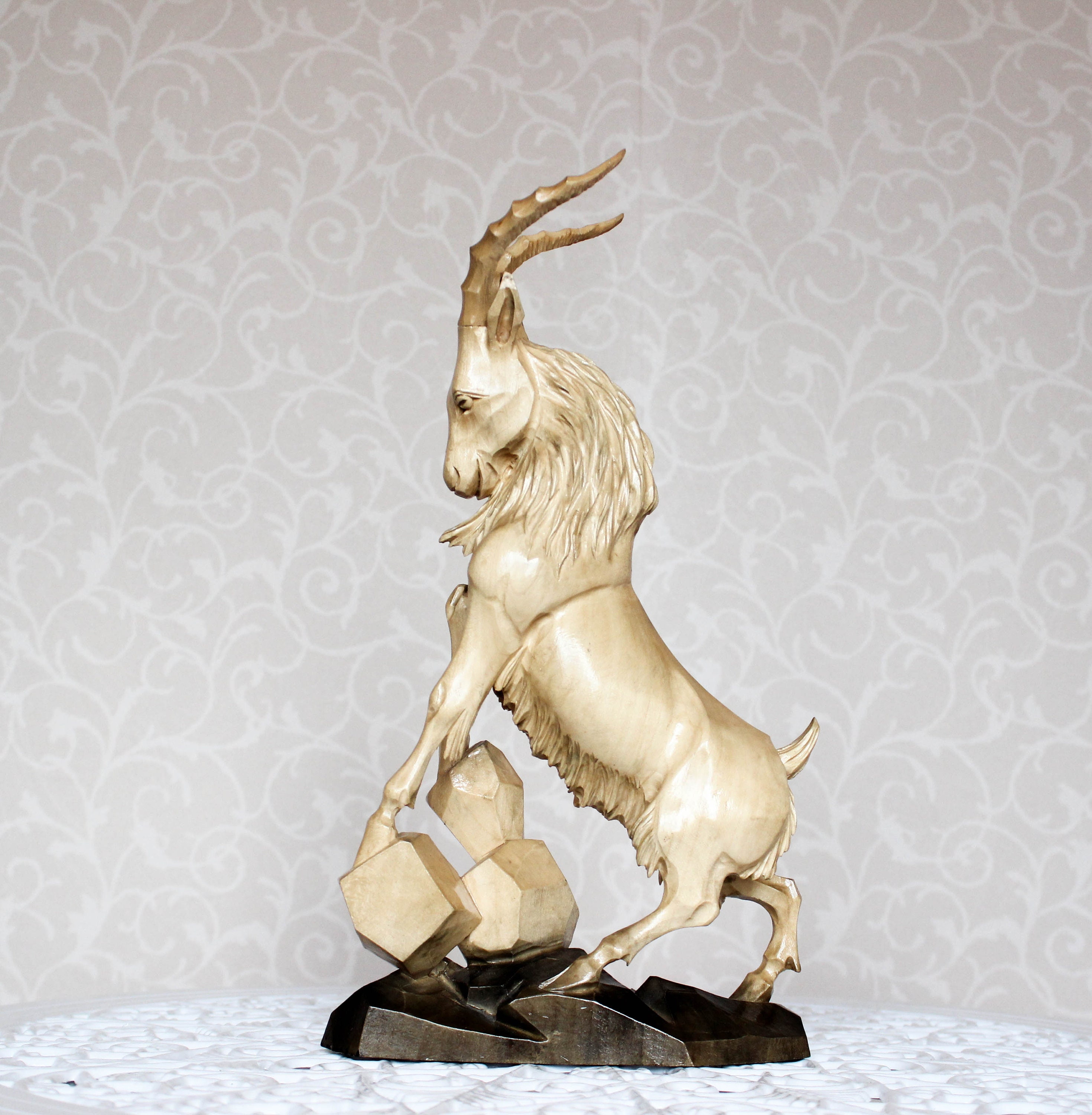 Home & Living goat wood carving #gt_4 Home Décor Statues etna.com.pe