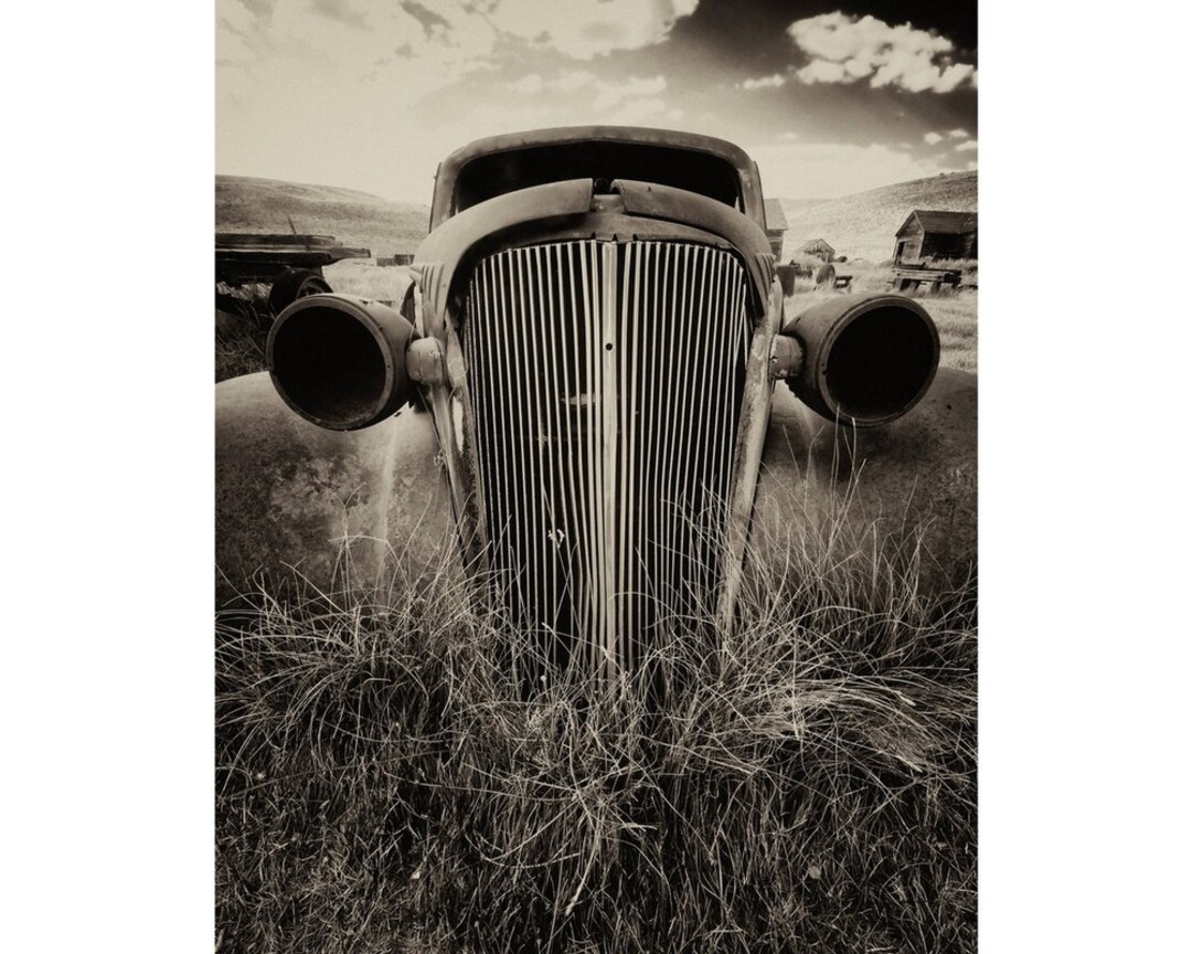 Rusting Car Metal Wall Art Print16x20 - Etsy