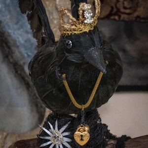 Tarot Readers Table, Tarot Parlor, Ritual Raven, Goddess Ritual ...