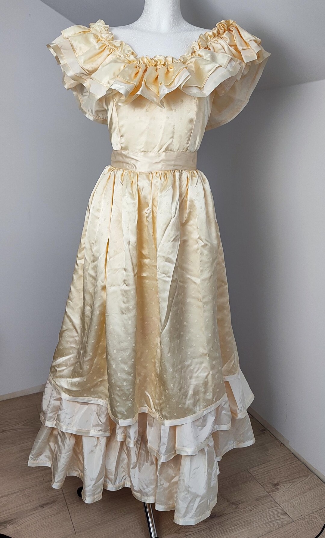 Vintage Ball Gown 80s, Yellow, Canary, Pastel, Shiny, Romantic ...