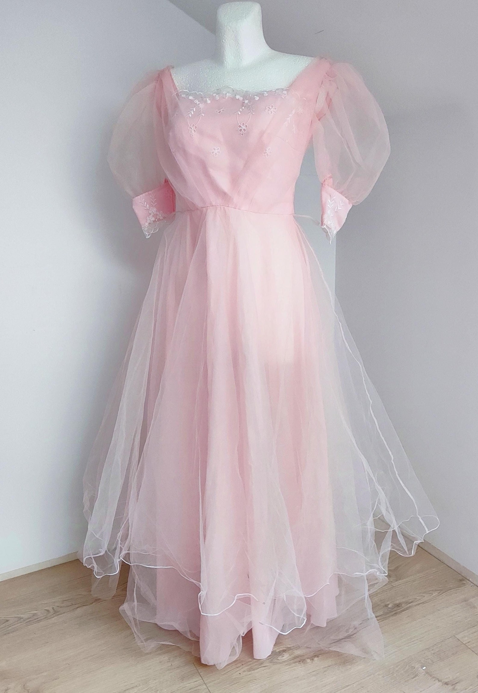 Vintage Pastel Pink 80s Gown, Ball Gown Pink Dress Romantic Victorian ...