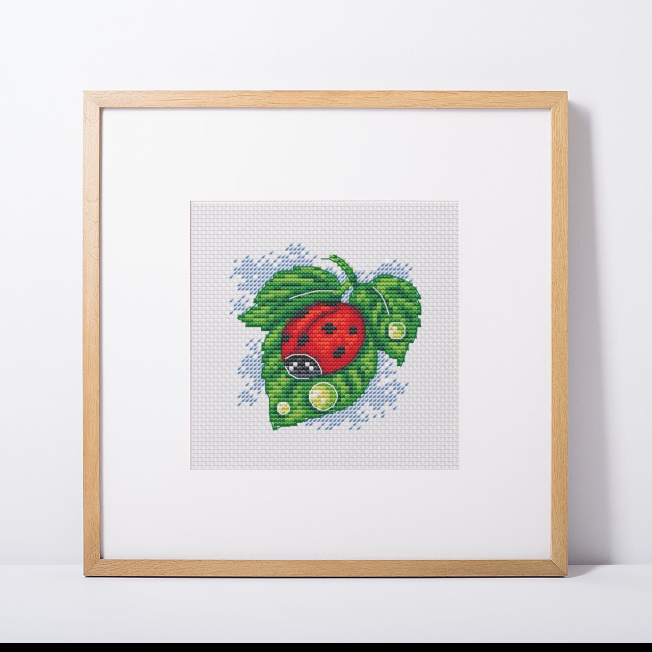 Lucky Ladybug Cross Stitch Pattern Ladybug on the Leaves - Etsy