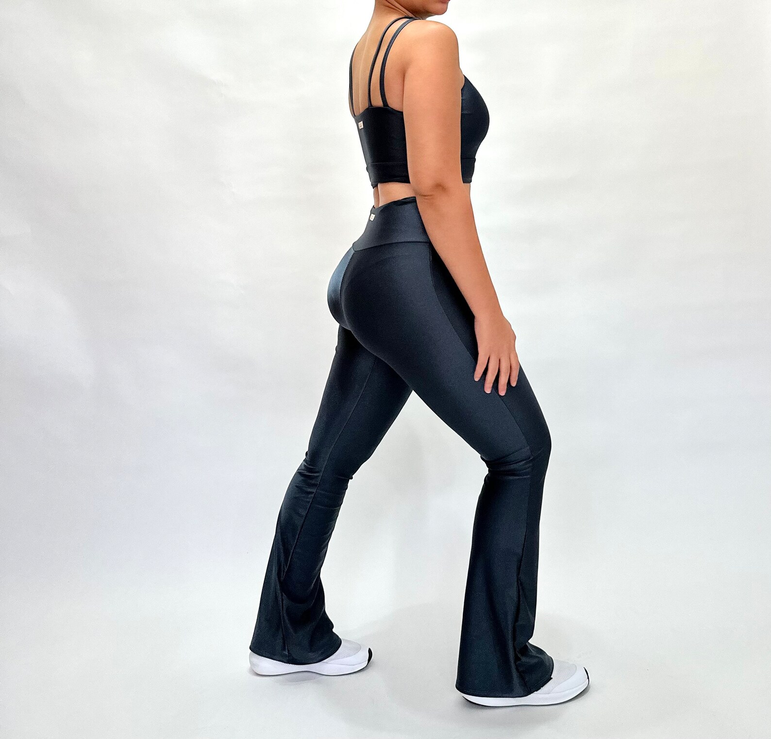 Two-piece Gym Set Shiny Spandex Cropped Top and Pants - Etsy