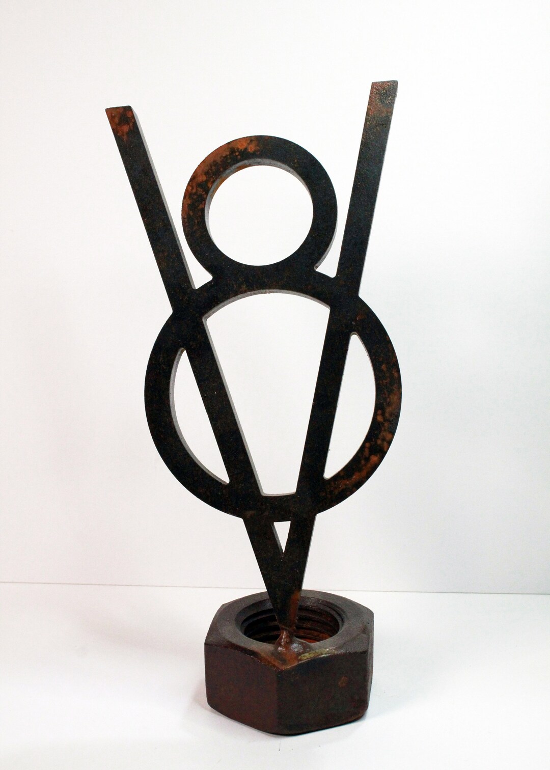 V8 Table Stand / Paperweight / Sculpture - Etsy