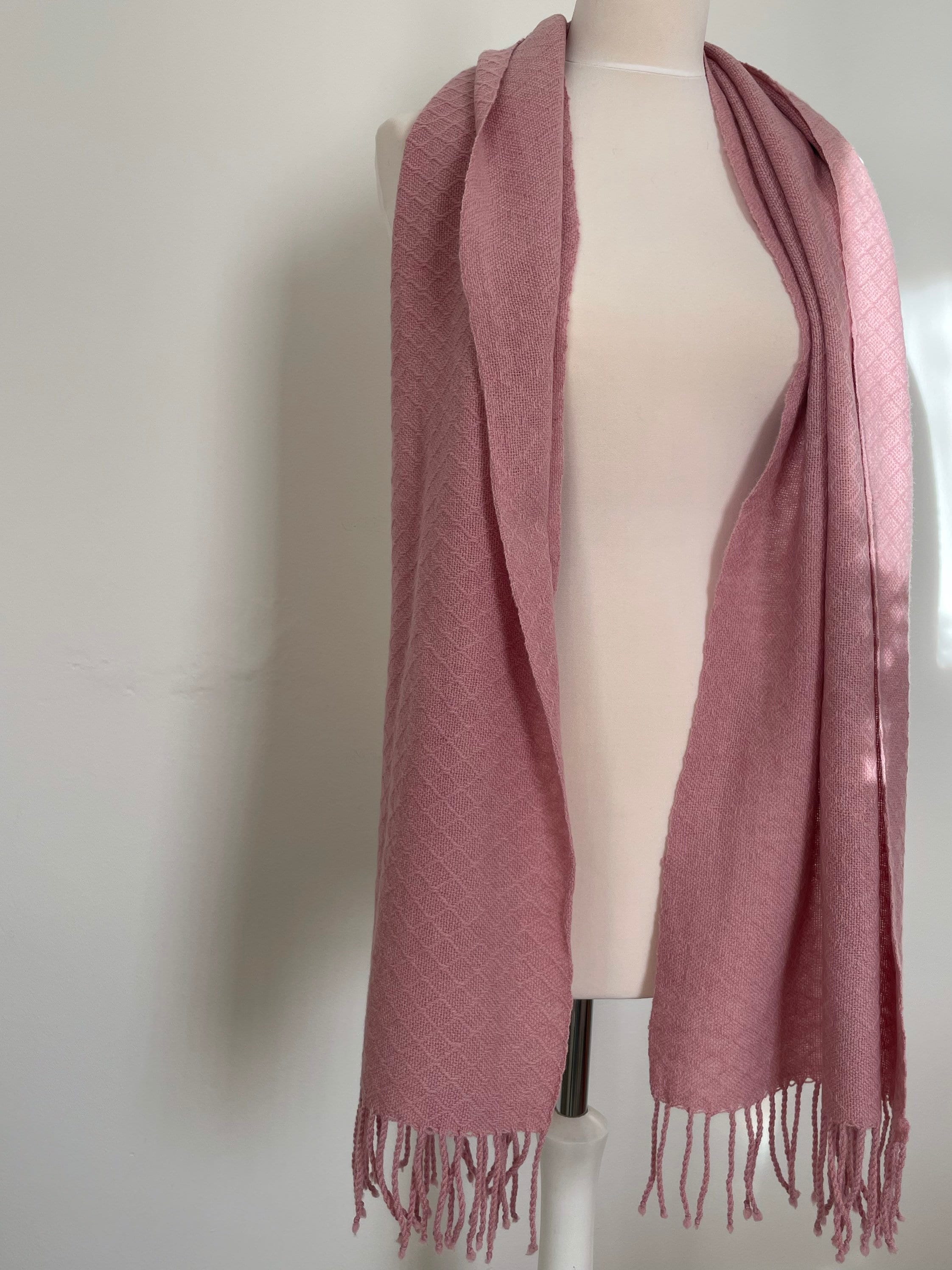 Dusky Pink Handwoven Lambswool Scarf. - Etsy