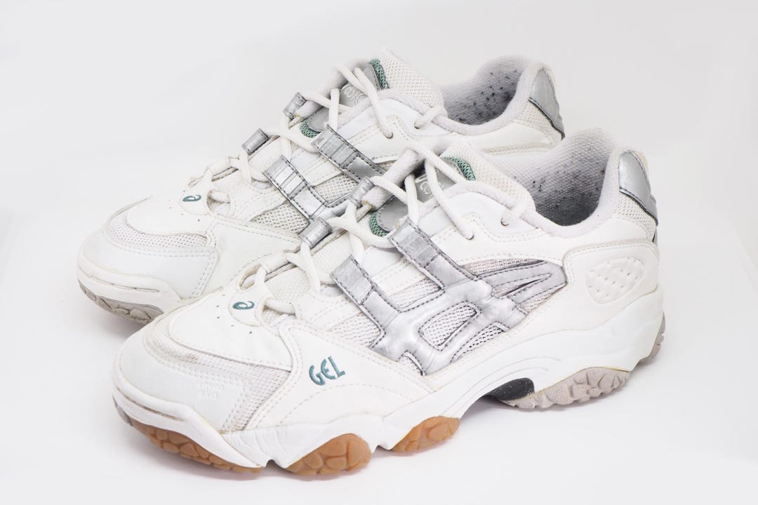 Vintage ASICS Sneakers 90s Retro Sport Shoes Trainers Women's US 7.5 ...