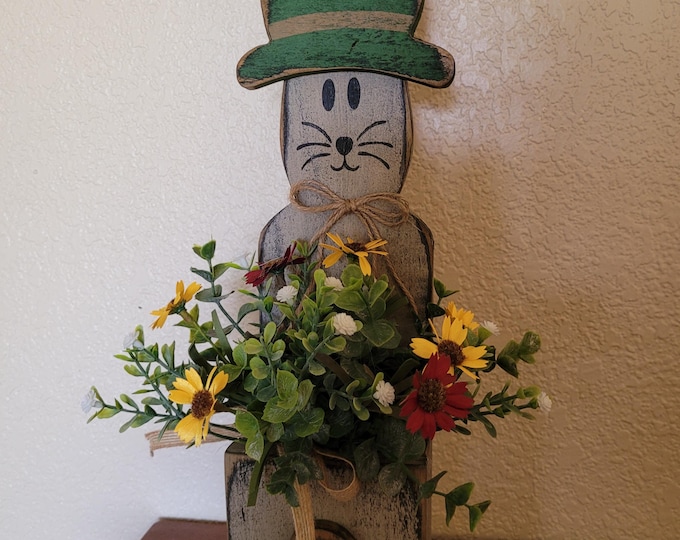 Primitive/country/rustic Wood Bunny Arrangement for Your Spring ...